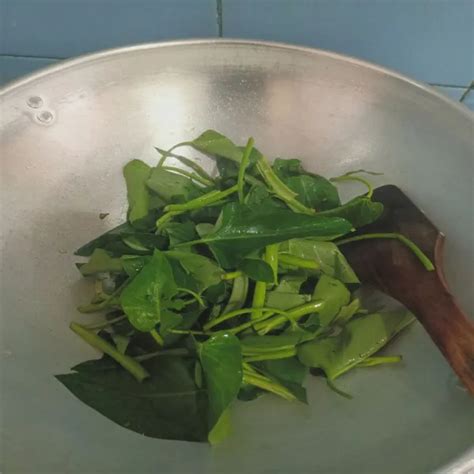Resep Tumis Kangkung Sederhana Rumahan Di Yummy App