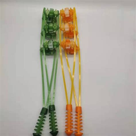 Hand Held Three Bead Pull Back Roller Massage Back Vicedeal