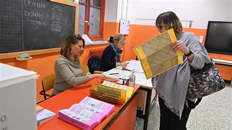 Cambia La Mappa Dei Seggi Elettorali Non Si Vota Più In Tre Scuole G