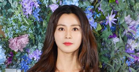 탈북 배우 김아라 결혼 소속사 10월 28일 식 올린다 공식입장