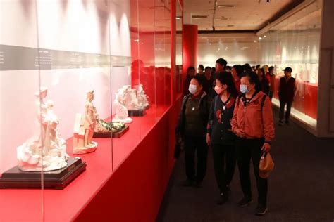 “福籽同心爱中华”鸿山寺组织僧众赴陈嘉庚纪念馆参观主题展 新闻中心 厦门市佛教协会厦门佛教在线厦门佛教佛教新闻佛教慈善