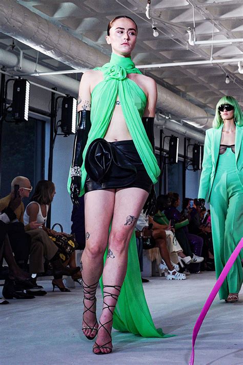 Ella Emhoff Braless In Green Top On Runway At Nyfw Photos Hollywood Life