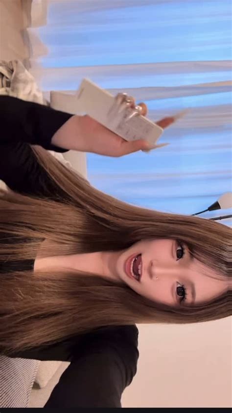 No3 こんばんはッ！みなみでち🥺 みなさんひさぴさー！！18日までバレンタインって事で出勤してます ️ 広島で毎日暇をやらしてもらっ