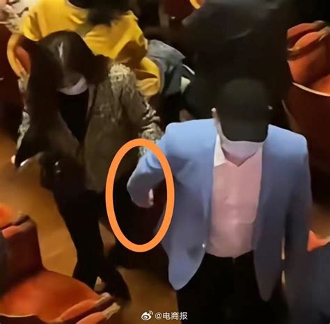 欣賞李雲迪演出 章澤天「滿眼崇拜」看劉強東 網讚兩人如熱戀 神州生活圈 中國 世界新聞網