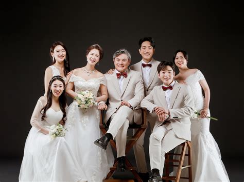 대가족사진 디오드스튜디오 가족사진 촬영 및 인물촬영 전문스튜디오