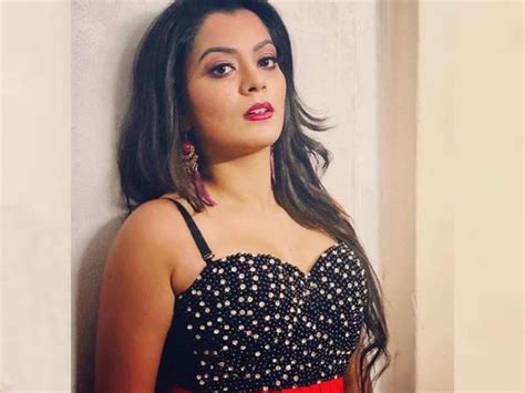 Nidhi Jha Viral Video अभिनेत्री निधि झा का प्राइवेट वीडियो हुआ लीक