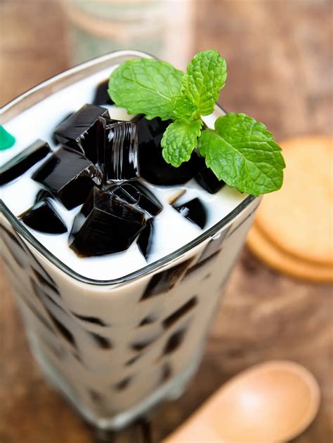 19 Manfaat Daun Cincau Selain Untuk Minuman Obat Segala Penyakit Hot