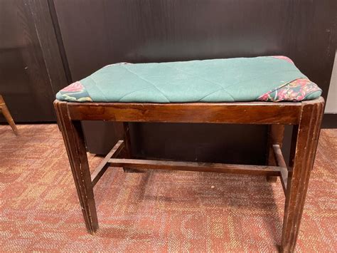 Small Wood Bench With Cover