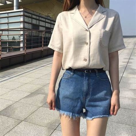20 ไอเดียชุดอยู่บ้านชิลๆ แต่มีสไตล์ Ladyissue เว็บรีวิวเครื่องสำอาง