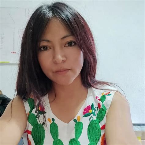 Flor Aguas Flor Aguas • Threads Say More