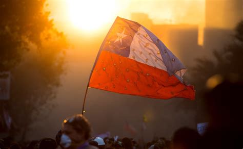 Gobierno Y Oposición De Chile Acuerdan Plebiscito Para Nueva Constitución