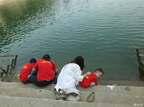 不在水边玩耍 溪边垂钓 林间散步 第2页 大山谷图库