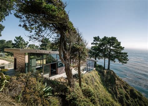 fall house by fougeron architecture steps down a cliff side
