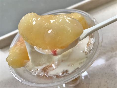 ミニストップの夏パフェ「完熟白桃パフェ」を食べたら意外な美味しさに驚いた！｜ニフティニュース