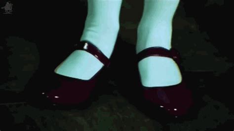 Giantess Growth Clothes Rip