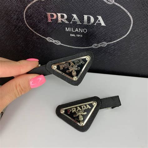Брендовая Заколка для Волос Прада Prada Черная — Купить Недорого на Bigl Ua 1794854000
