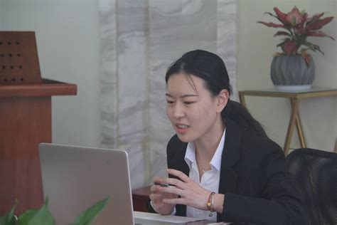 课题组2020届博士硕士生顺利通过学位论文答辩