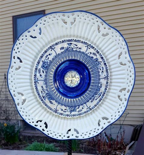 Pin By Irma Villarreal On Glass Wclass Glass Garden Flowers Glass