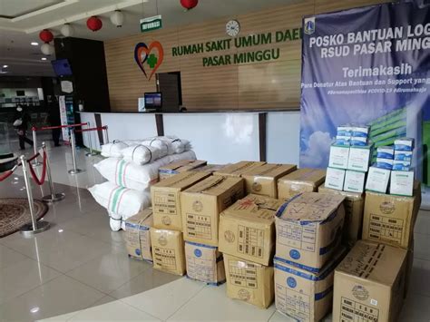 FK UPNVJ Salurkan Bantuan APD Ke Rumah Sakit Pendidikan Universitas