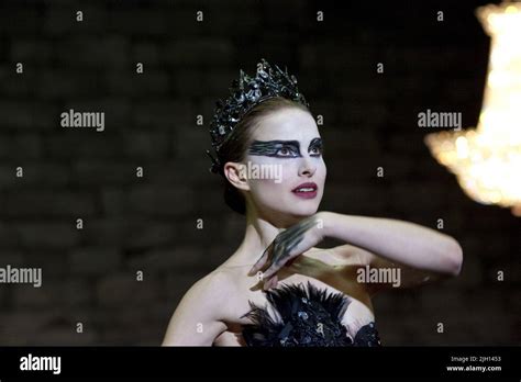 NATALIE PORTMAN BLACK SWAN 2010 Stock Photo Alamy