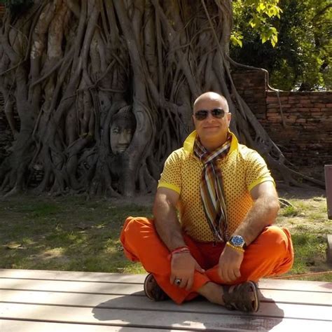 Mehdi Moarefi Moarefi68 • Threads Say More