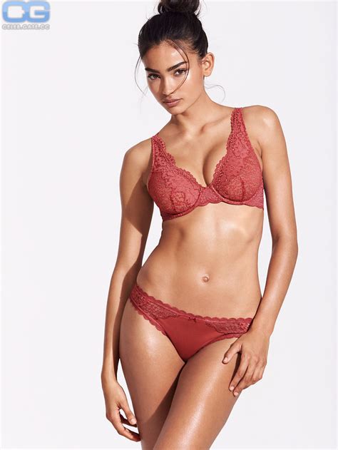 Kelly Gale Nude Pictures Onlyfans Leaks Playboy Photos Sex Scene Uncensored