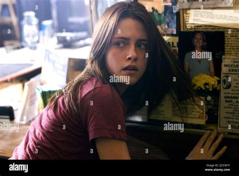 KRISTEN STEWART THE MESSENGERS 2007 Stock Photo Alamy