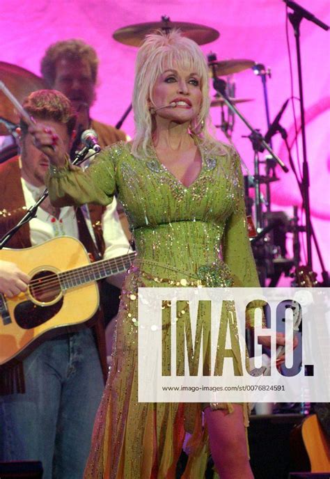 Dec 16 2005 Myrtle Beach Sc Usa Legendary Singer And Actress Dolly