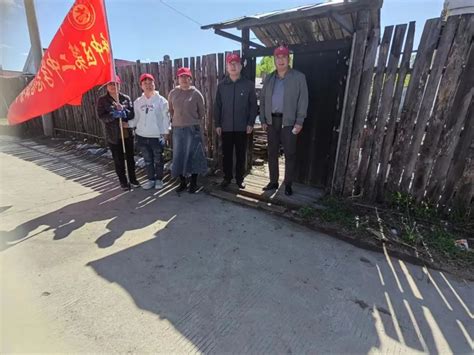 呼中区第二中学开展“我为群众办实事 志愿服务我先行”主题党日活动澎湃号·政务澎湃新闻 The Paper
