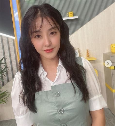 돌싱 미시녀  Mlbpark