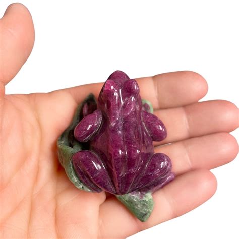 Geoclassics Ruby Zoisite Frog “section Carving” With Base