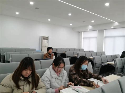 【新春第一课】新学期 新气象 —— 学院党政班子成员深入课堂开展教学运行检查 医学院