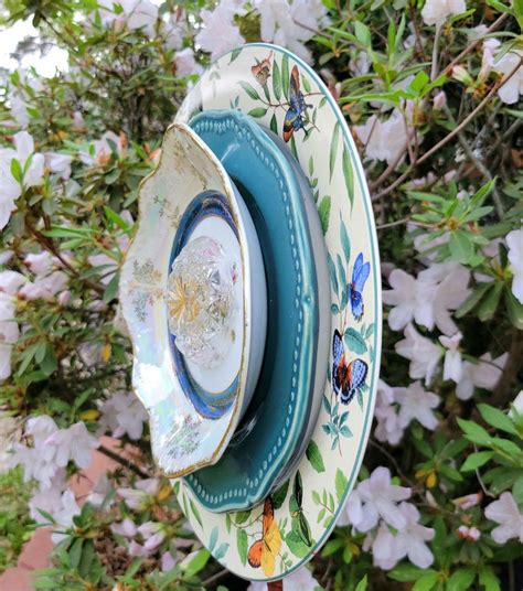 Glass Garden Art Plate Flower Vintage Yard Art Green Gold White