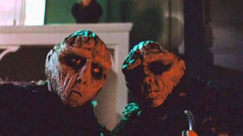 Katie Holmes Remade A Fan Favorite S Horror That Needs Help Giant Freakin Robot