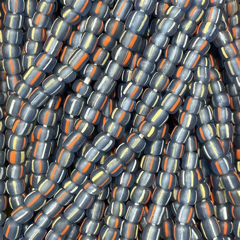 Js025 Striped Java Glass Beads Hands Of The Hills
