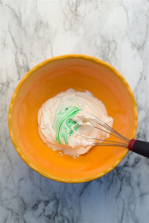 Boozy Grasshopper Parfaits Snacks And Sips