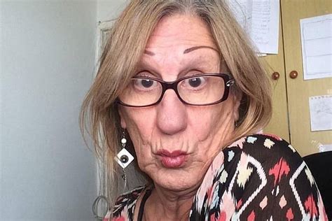 CCXP Laerte Coutinho Fala De Seus 50 Anos De Carreira E Critica