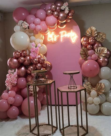 Pin On Pins Creados Por Ti Th Birthday Decorations Birthday Party Theme Decorations Bride