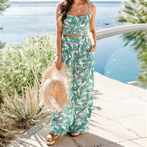 Temu｜leaf Print Two Piece Set Crop Cami Top And Wide Leg Pants Outfits