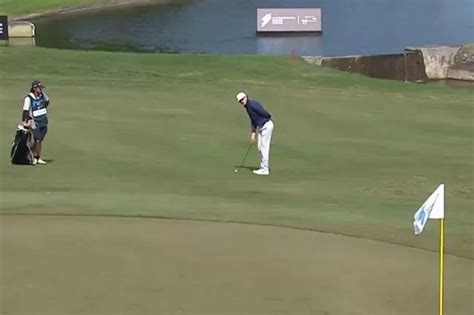 Genialidad De Austen Truslow En Macao Chipea Con Una Sola Mano Y La Lleva A Bocajarro Al Hoyo