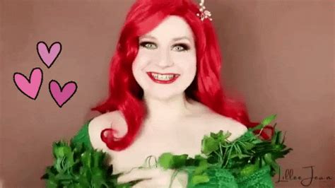 Big Heart Poison Ivy Cosplay Gifdb