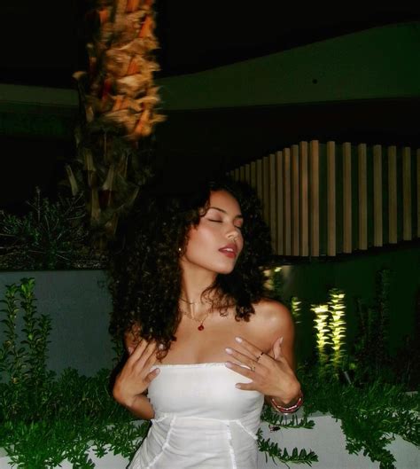 e l o ï s e (@eloisepayet) • Instagram photos and videos