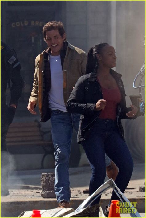 Photo James Marsden Tika Sumpter Film Action Scene Sonic 2 30 Photo