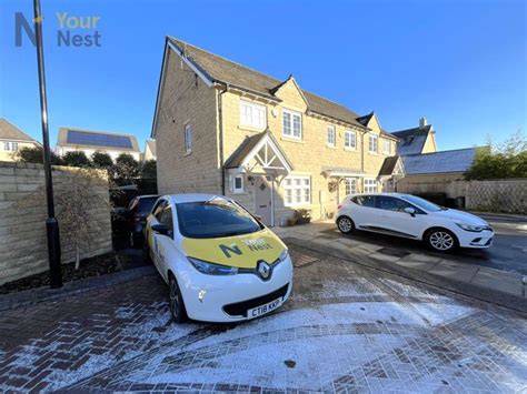 Mackingtosh Mews Horsforth Vale 3 Bed End Of Terrace House £1 600