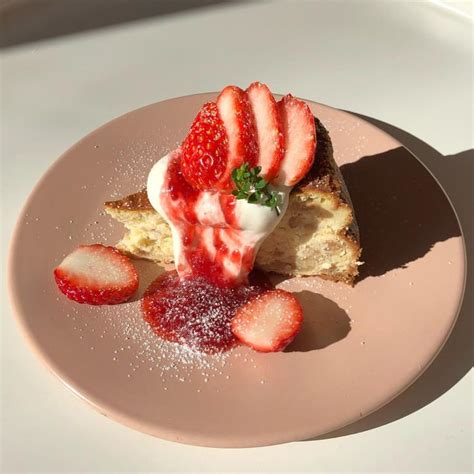 소정 On Instagram 마이디어스윗 Mydearsweet 딸기치즈케이크 진짜 너무 맛있는 믿먹조합의 딸기신메뉴