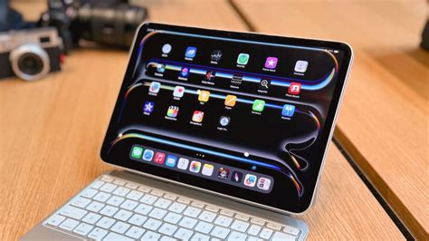 Купить iPad Pro 13 2024 в Киеве: доставка по Украине | Grokholsky