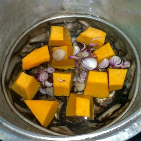 Resep Sayur Bening Bayam Dan Labu Kuning Sederhana Rumahan Di Yummy App