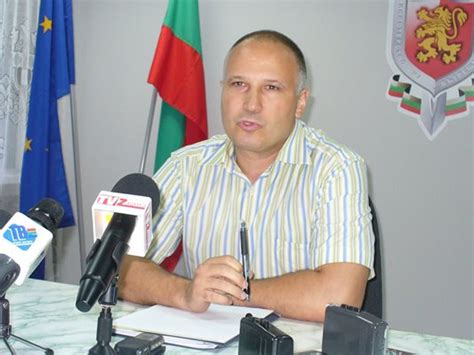 Областен и заместник областен управител с оставки и в Стара Загора