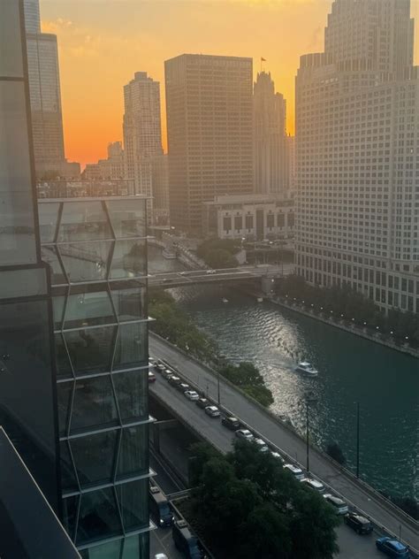 Thisiscompass Compass Compassrealestate Compasschicagoland