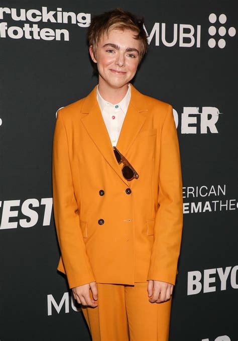 ¡conoce A Skye Elsie Fisher Comparte Detalles Sobre El Rodaje De La